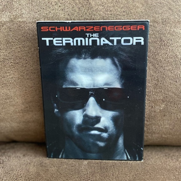 Metro-Goldwyn-Mayer | Media | Holographic The Terminator Widescreen Dvd ...
